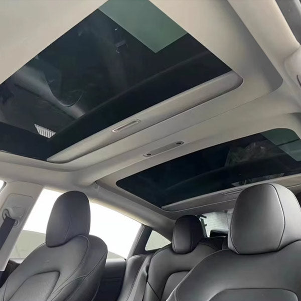Panoramic roof sun visor | Tesla Model Y