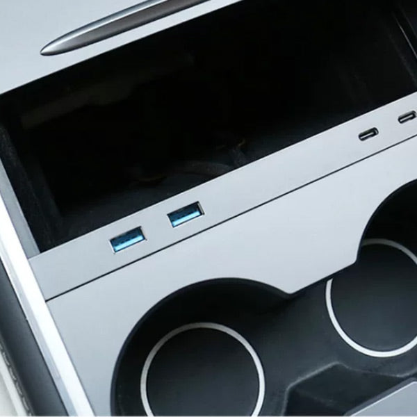 HUB USB socket Tesla Model 3 / Y 2020 - 2023 | Model Sports